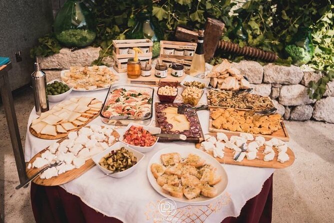 Cortecorbo Irpinia-Wines: Tour of the Vineyards- Cooking Class- Wine Tasting - The Warm Hospitality of Antonia and Antonio