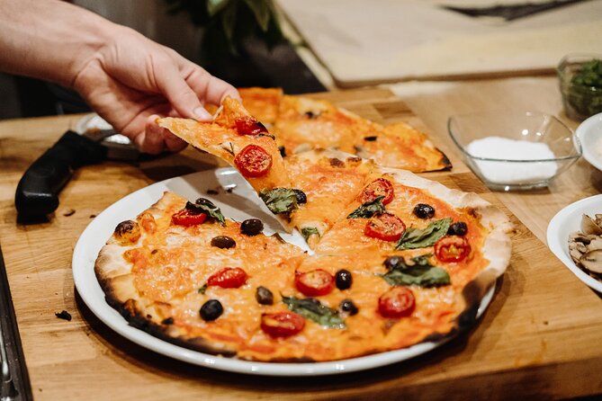 Devour Rome Wine & Pizza Making Class in Trastevere Neighborhood - Positive Experiences Highlighted in Reviews