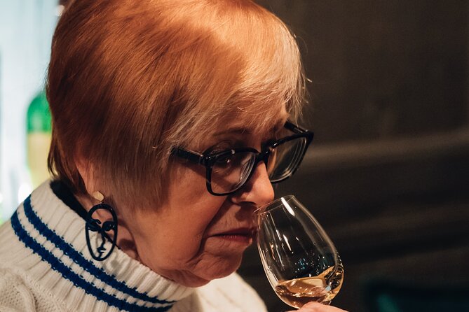 Dublin 6 Whiskey Tasting & 3 Food Pairing Walking Tour With Local - Tour Logistics and Booking Information