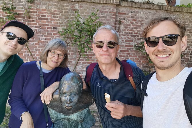 E-Scavenger Hunt Middelburg: Explore the City at Your Own Pace - Language and Accessibility Options