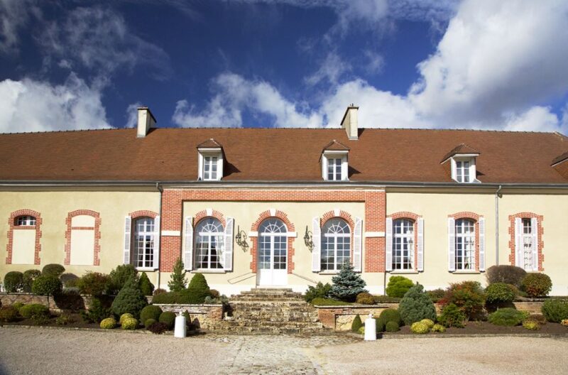 Epernay: Guided Tour of Champagne Cellar With Tastings - Champagne-Making Process