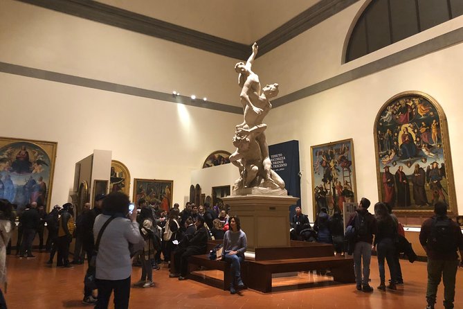 Florence Accademia Gallery: All Michelangelos Masterpieces Guided Tour - Exploring Michelangelos Prigioni (Captives)