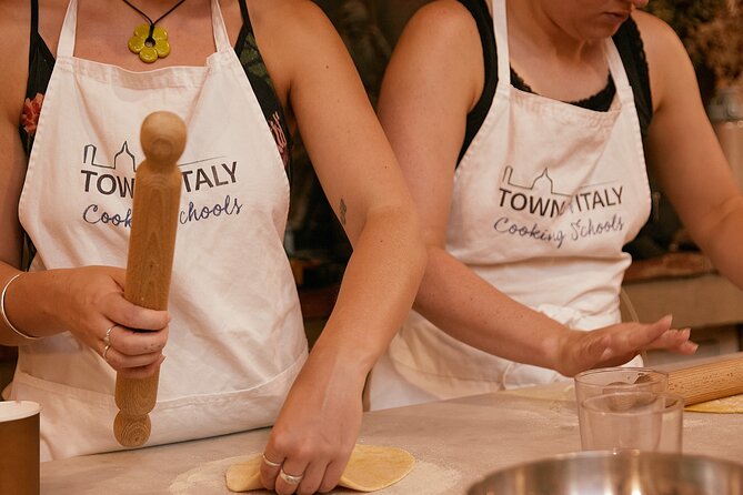 Florence: Crazy for Pasta Cooking Class Review - Accessibility and Logistics