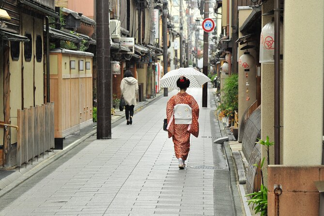 From Tokyo to Kyoto and Nara: A Captivating Full-Day Private Tour - Exploring Kyotos Iconic Landmarks