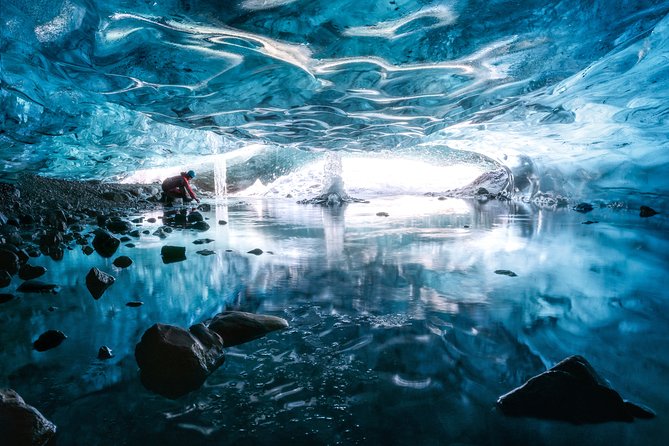 Glacier and Ice Cave Private Photoshoot - 15 Shot Photo Package - Booking Information and Reviews