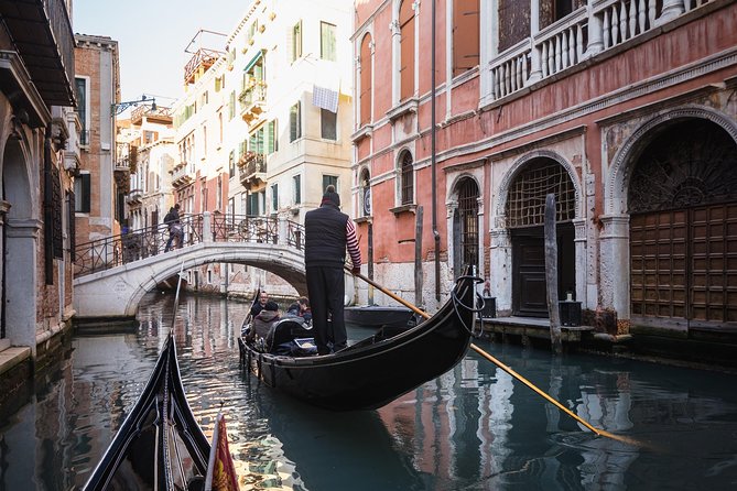 Grand Tour: Basilica, Doges Palace, Murano Review - Exploring St. Marks Basilica