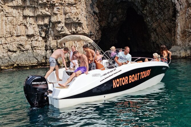 Group Perast & Lady of the Rock Tour- 1h30min Duration - Exploring Perast