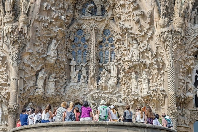 Guided Tour Sagrada Familia and Park Guell - Cancellation Policy