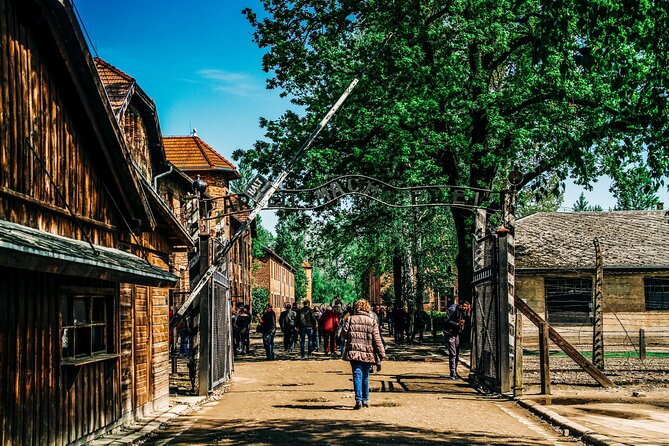 Guided Tour to Auschwitz Birkenau & Schindler Factory With Pickup - Exploring the Auschwitz-Birkenau Memorial