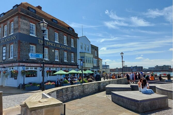 Guided Walking Tour of Portsmouth - Exploring Portsmouth Beyond the Tour