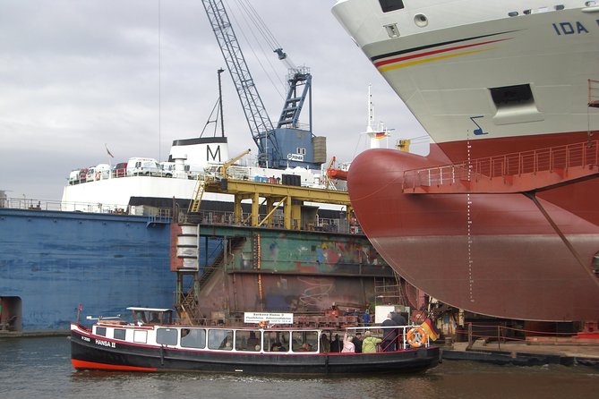Hamburg Harbor Tour With a Barge - Maximum Capacity and Accessibility Information