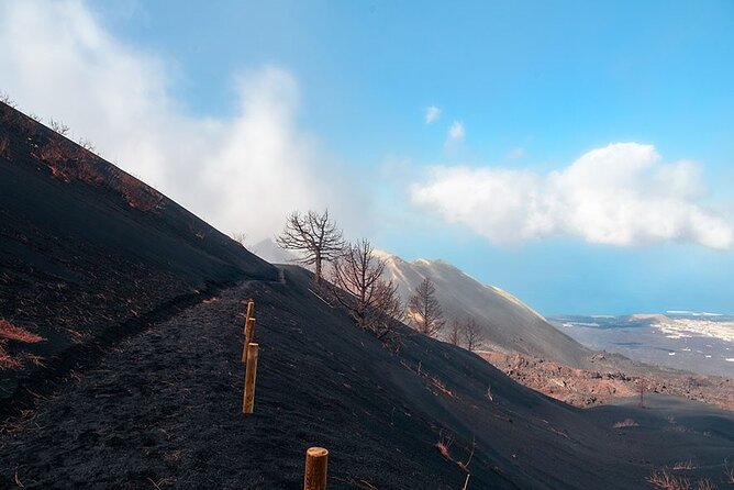 Hiking Route Visit to the New Volcano of La Palma - Suitability and Recommendations