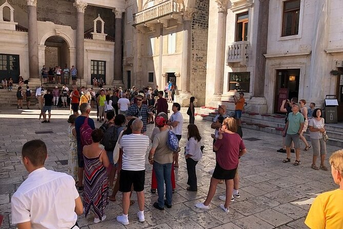 History Split Walking Tour in French - Small Group - Highlights of the Tour