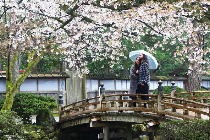 Kanazawa Private 1 Day/Photoshoot by Professional Photographer - Photography and Editing