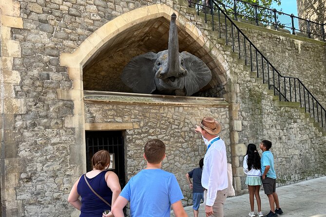 Kid-Friendly Private Tower of London Tour With Blue Badge Guide - Family-Friendly Exploration of the Tower of London