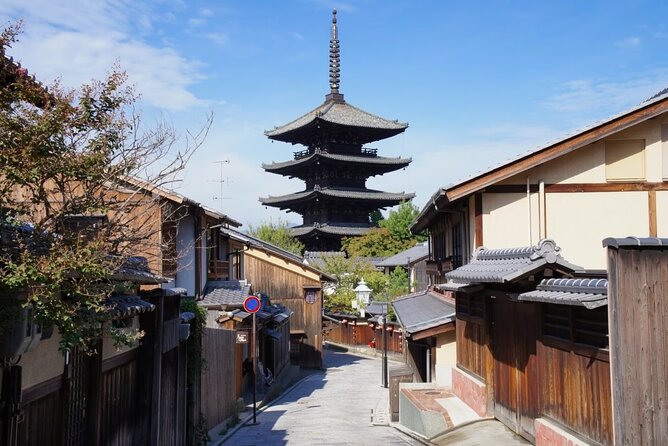 Kyoto Private Cultural Historical Tour With Local Japanese Guide - Exploring Kinkakuji Temple