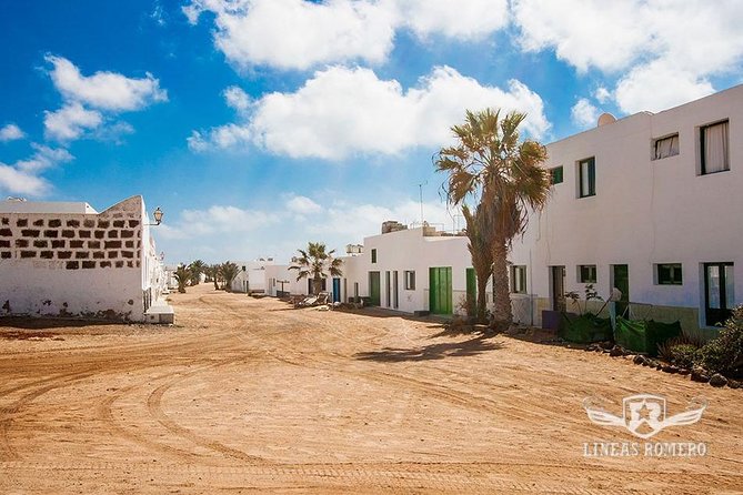 La Graciosa at Your Leisure (Bus Transfer and Return Ferry Ticket) - Weather and Cancellation Policy