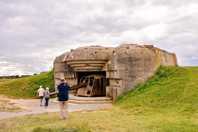 Le Havre to Normandy D-Day : Small Group Private Tour - Accommodations and Accessibility