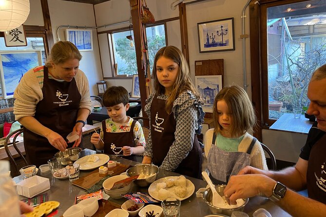 Lets Lunch / YANAKA MADAME HOME / Local Dish & Rice Ball Making. - Booking Information