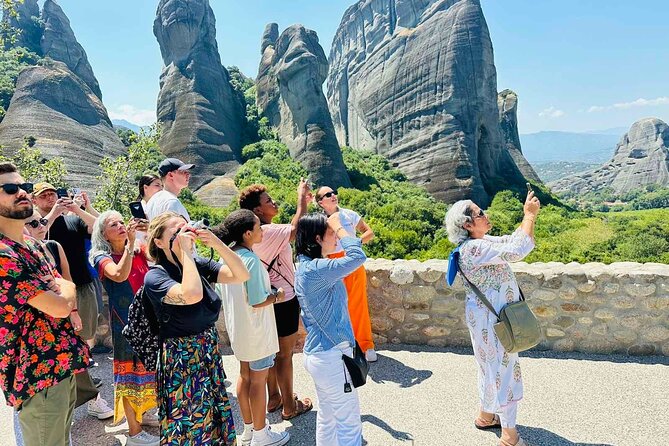 Local Agency - 1 Day by Train Thessaloniki to Meteora in English or Spanish - Exploring the Monasteries