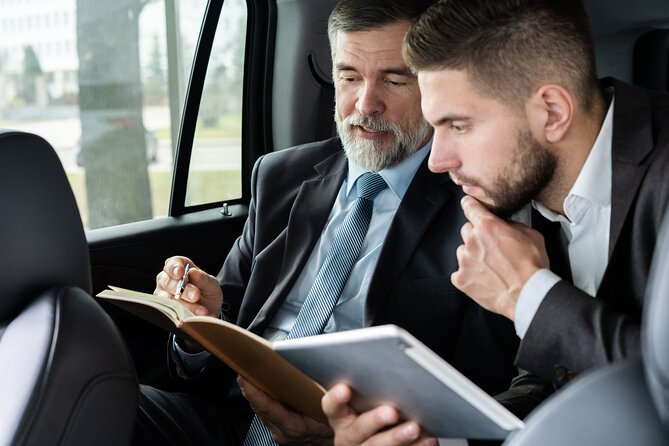 London Heathrow Airport (LHR) to Lincolnshire Luxury Transfers - How to Book Your Transfer