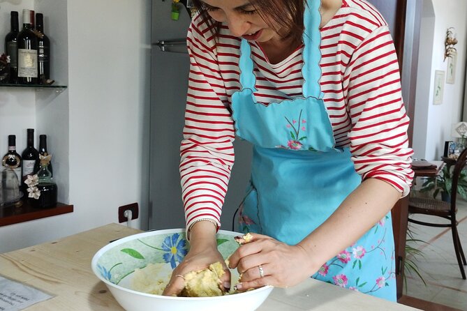 Masterclass Pasta Cooking Traditional Sciacca Review - Creating Authentic Tomato Sauce Pasta