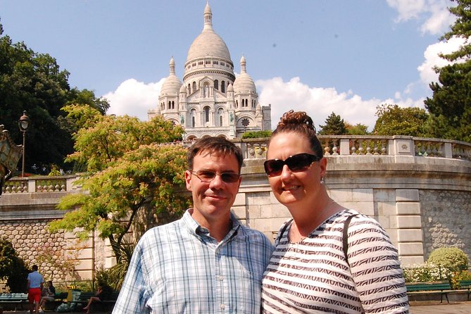 Notre Dame, Sainte Chapelle, Louvre, Montmartre, Eiffel Tower Private - Exploring Montmartre