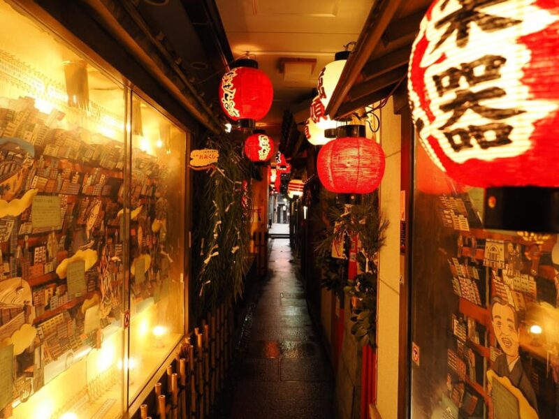 Osaka: Private Tailor-Made Food Tour With a Local - Exploring Osakas Street Food