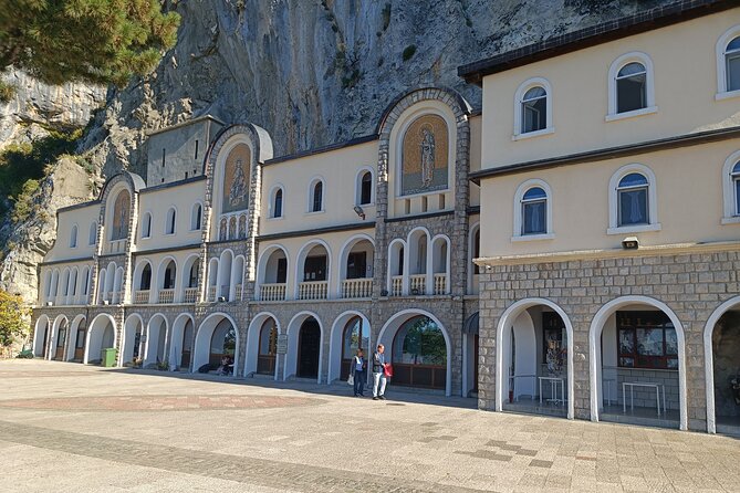 Ostrog Monastery Tour - Getting to Ostrog Monastery