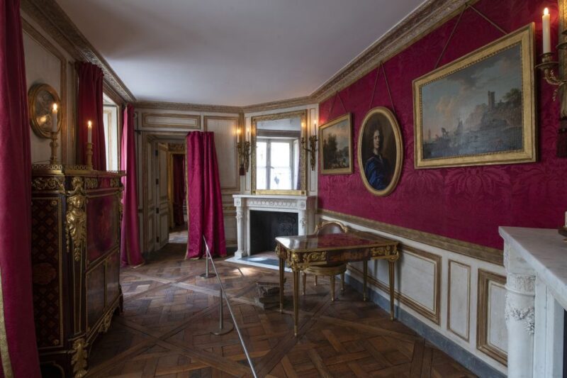 Paris: Hôtel De La Marine Entry Ticket - Meeting Point and Accessibility