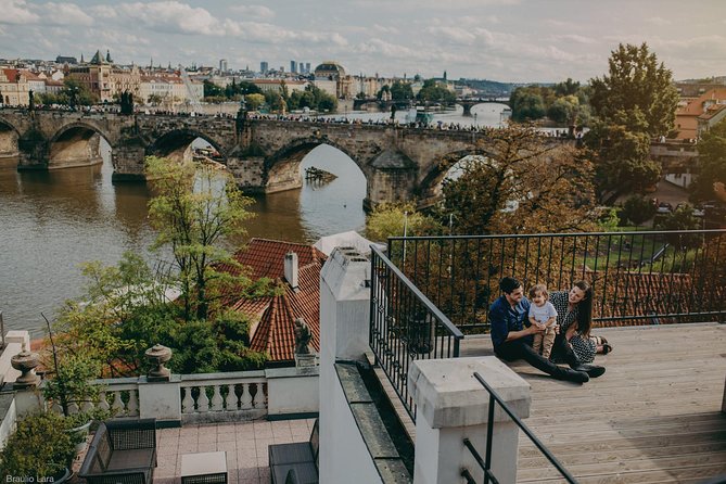 Photoshoot in Prague - Meeting Point and Accessibility