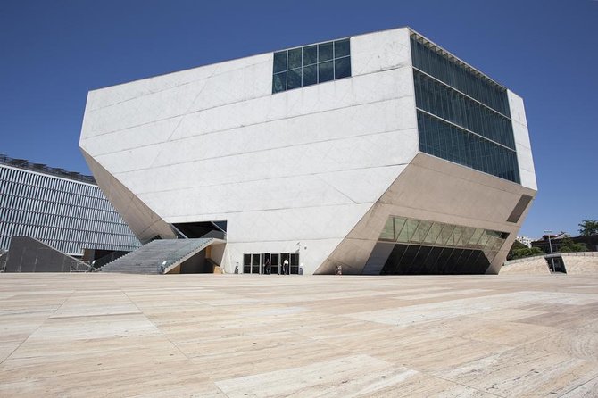Porto City Tour Full Day With Lunch and Six Bridges Cruise - Private Basis - Portos Historical Center