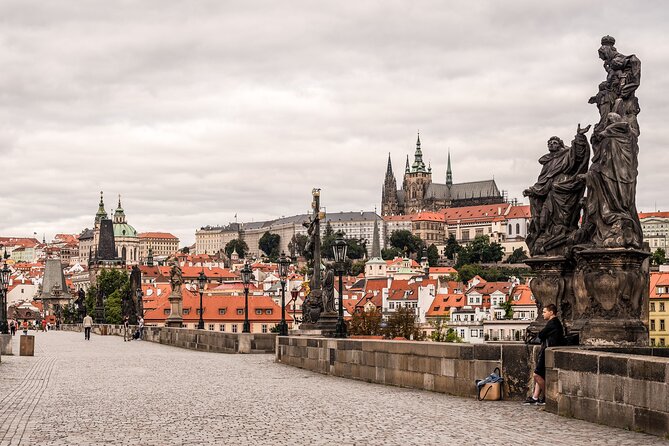 Prague Walking Tour of Old Town, Charles Bridge and Prague Castle - Crossing the Iconic Charles Bridge