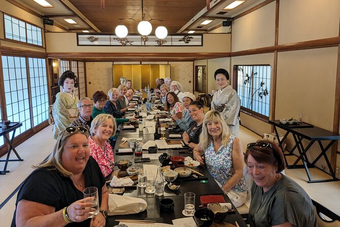 Private Customizable Car and Mini Van Tour in Tokyo - Accessibility