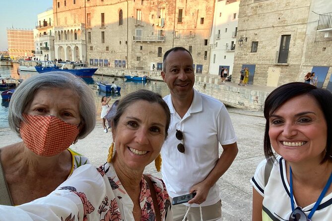 Private Guided Tour in Monopoli: Walking Through the Old Town - Experiencing Monopolis History and Culture