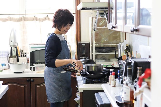 Private Market Tour and Cooking Class With Kanae, a Sapporo Local - Accessibility and Dietary Considerations