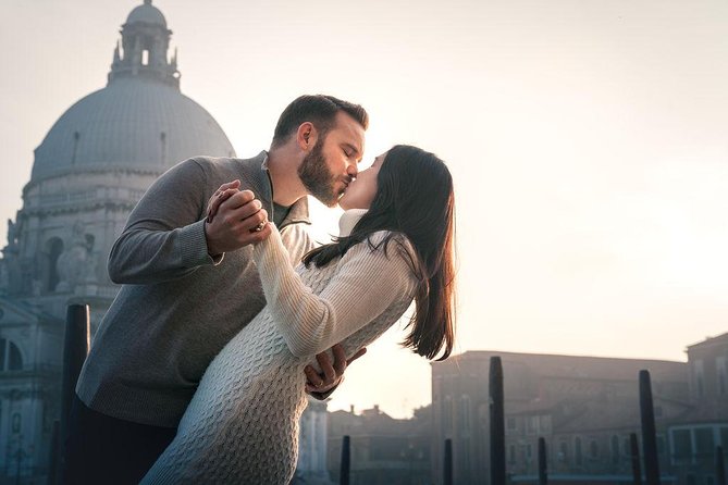 Private Photo Shoot in Venice With Gondola Ride - Accessibility and Transportation Information