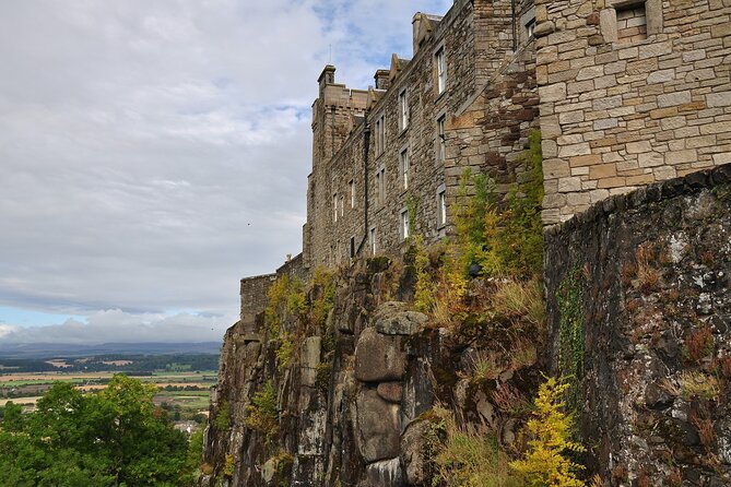 Private Tour Loch Lomond Stirling and the Kelpies From Glasgow - Exploring Pollok Country Park
