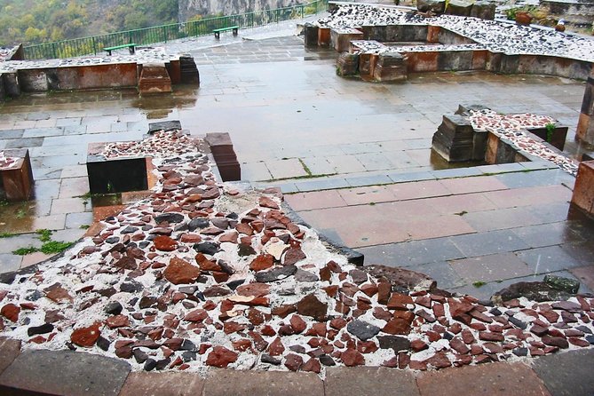 Private Tour to Garni - Geghard - Tsaghkadzor (Kecharis) - Touring Kecharis Monastery