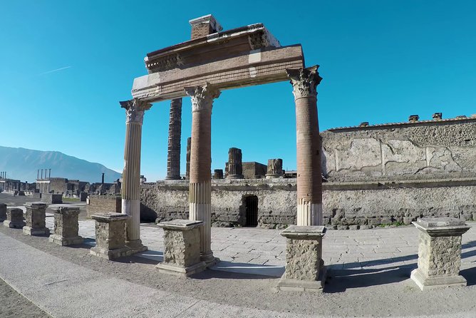 Private Transfer Naples to Sorrento With Option of a Stop in Pompeii - Exploring Pompeii: The Guided Tour Upgrade