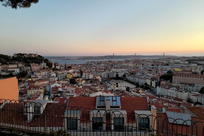 Private Tuk Tuk Tour Through the Historic Center of Lisbon - Tour Highlights