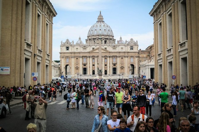 Rome: Vatican Museums Guided Tour With Entry to the St. Peter - Explore the Vatican Museums