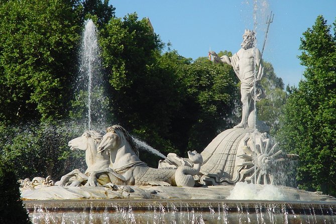 Royal Palace & Prado Museum Skip the Line Guided Tour - Exploring the Royal Palace