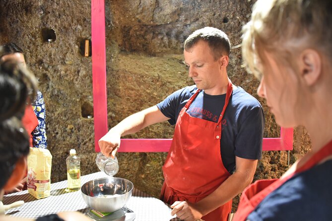Salzburg Christmas Cookies and Apple Strudel Cooking Lesson - What to Expect During the Class