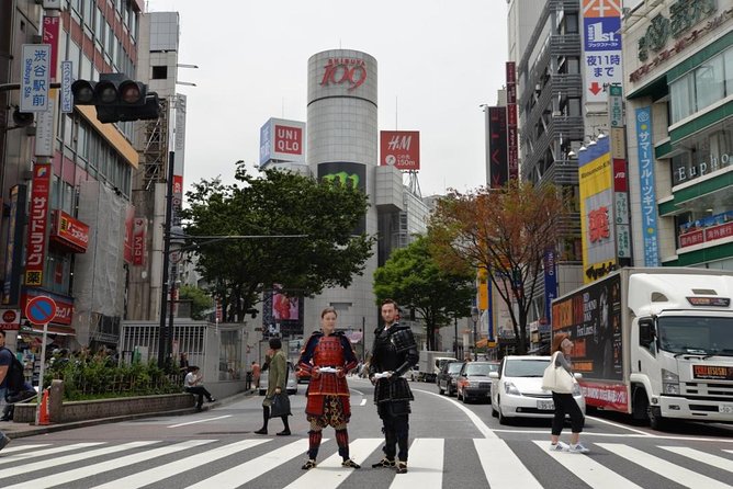 Samurai Photo Shooting at Street in Shibuya - Street Photo Shoot in Shibuya