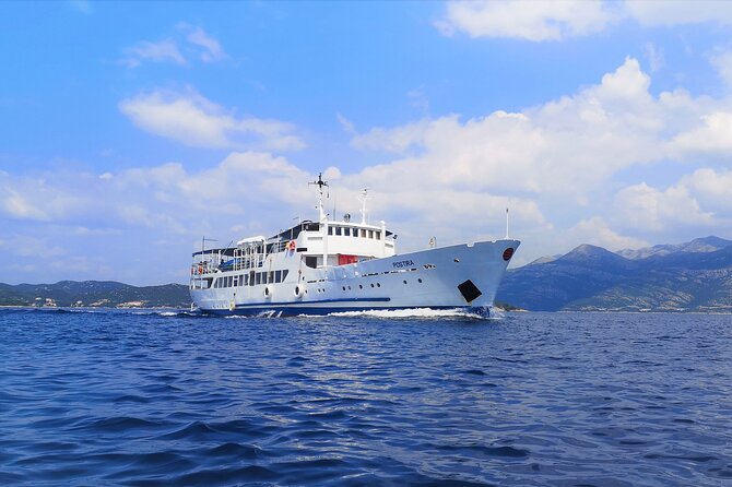 Sea Kayaking and Snorkeling to Green Cave on Sipan Island From Lopud - Optional Cliff Jumping Adventure