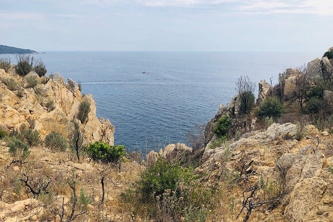 Sea Kayaking in the Heart of the Ramatuelle Nature Reserve - Safety and Paddling Tips for a Smooth Excursion