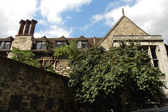 Secret Old London Guided Walking Tour - Praise for the Knowledgeable and Engaging Guides