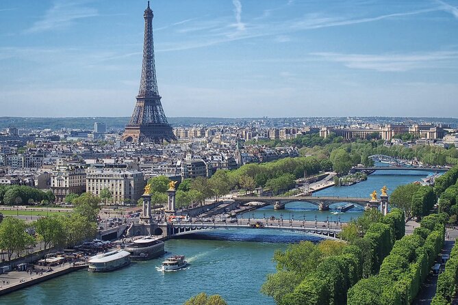Seine River Cruise With Commentary 1 Hour - Operational Considerations and Cancellations