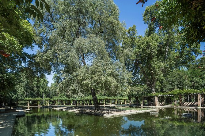 Seville Day Trip With Cathedral Entrance Direct From Malaga - Exploring Sevilles Iconic Landmarks